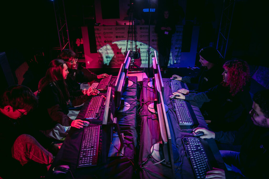 How to become a professional esports player - ACC