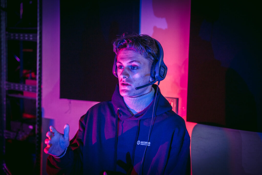 What does an esports coach do? - Access Creative College